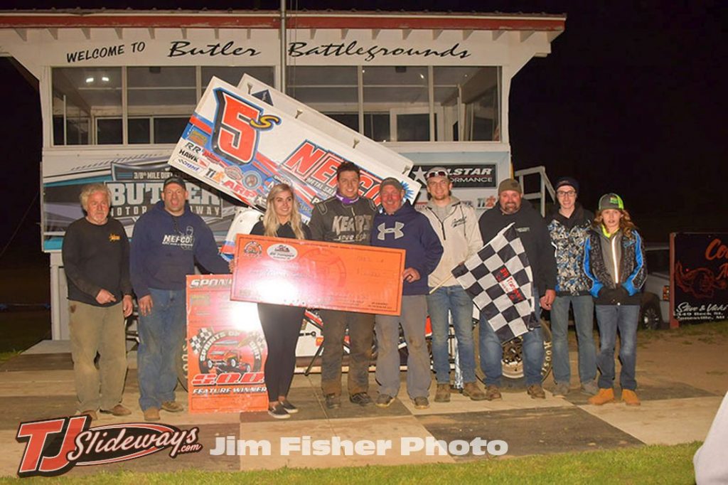 Photo Gallery: Sprints on Dirt at Butler Motor Speedway – TJSlideways.com