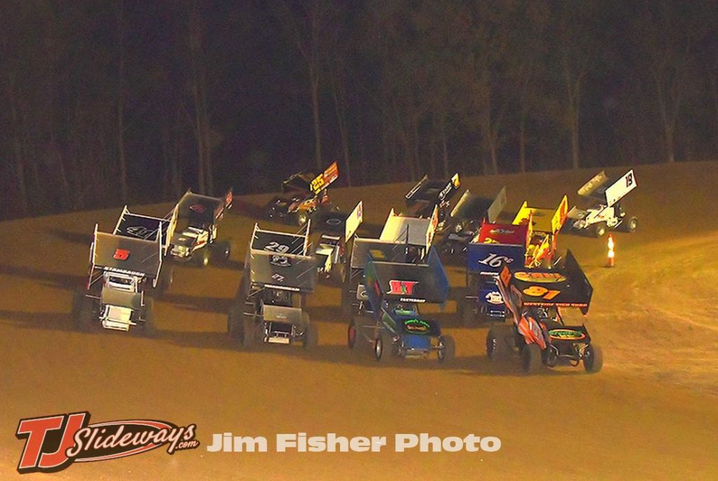 Photo Gallery: Sprints on Dirt at Butler Motor Speedway – TJSlideways.com