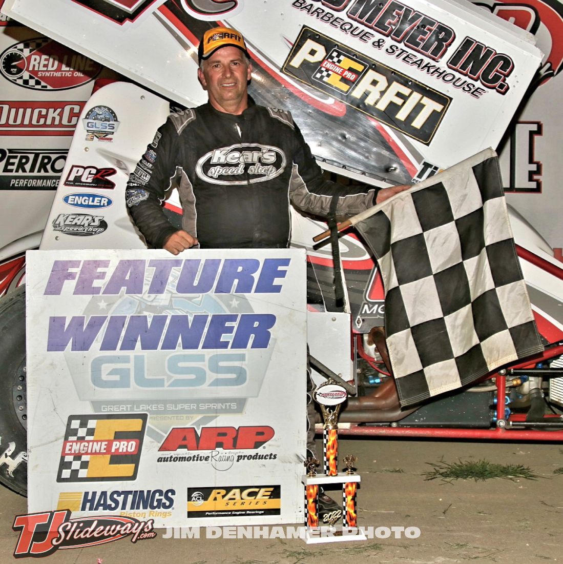 Gressman Wins GLSS Feature at Hartford – TJSlideways.com