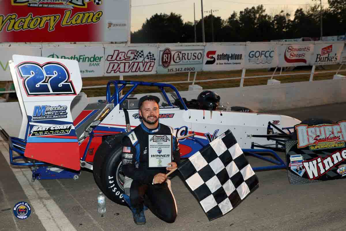 Bruce, Thompson Split ‘Retro Night’ Novelis Supermodified Twin 40’s ...