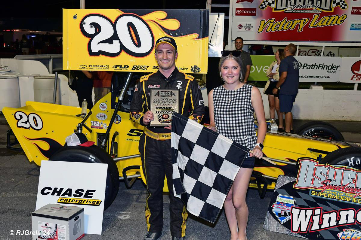 Kyle Perry Goes Flag-to-Flag for Second Career J&S Paving 350 ...