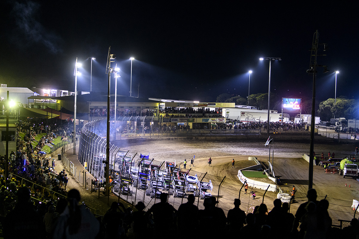 BOXING DAY BONANZA AT THE BRIDGE – TJSlideways.com