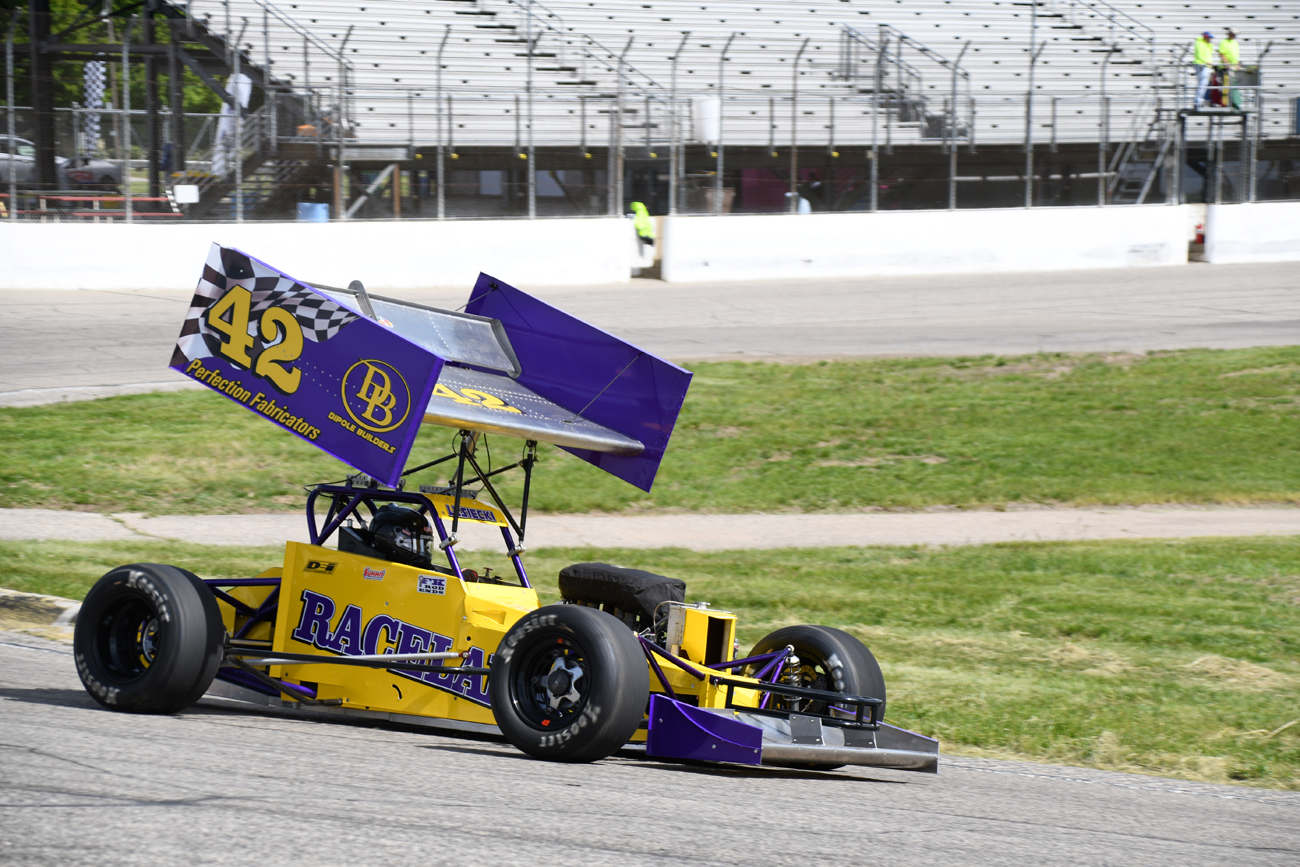 AJ Lesiecki drives to Tri-State Sprints win at Corrigan Oil Speedway ...